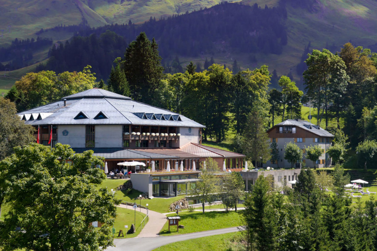 Wellnesshotel Stoos für nachhaltige Erholung in unberührter Natur