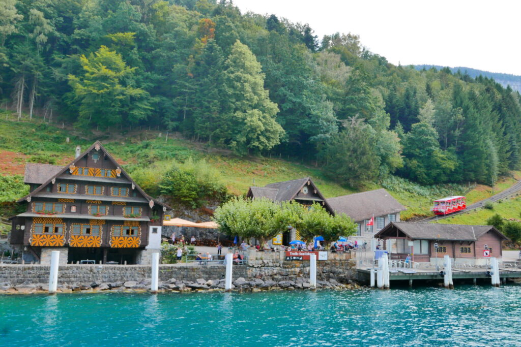Treib-Seelisberg-Bahn als Ausflugbahn ins Naturparadies - Ausflugsziele